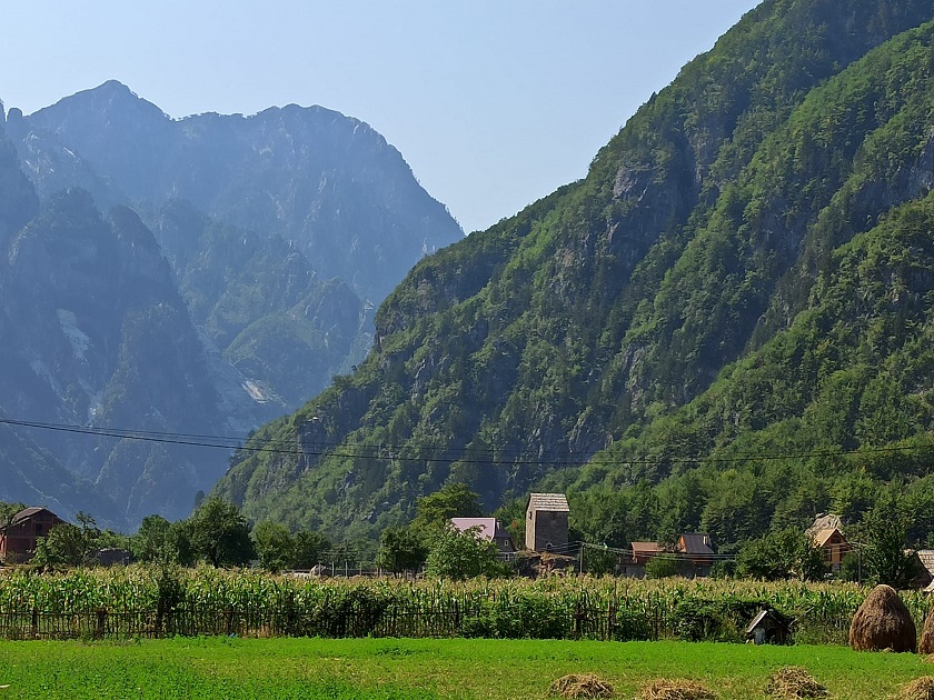 THETHI, TURIZËM NË RRITJE - MerBraha