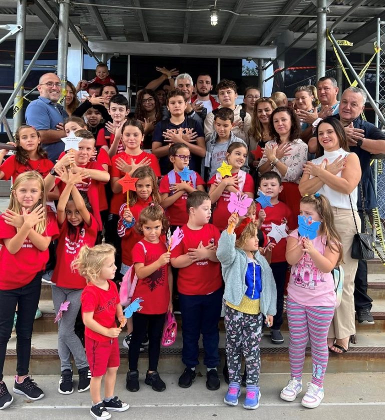 Shkolla Shqipe “Alba Life” në Bronx filloi me plot sukses vitin ...